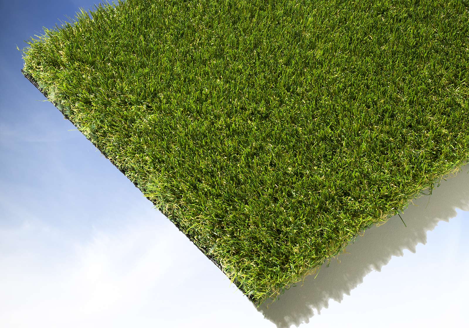 Megan 38 | Grass Range | Phloor.ie